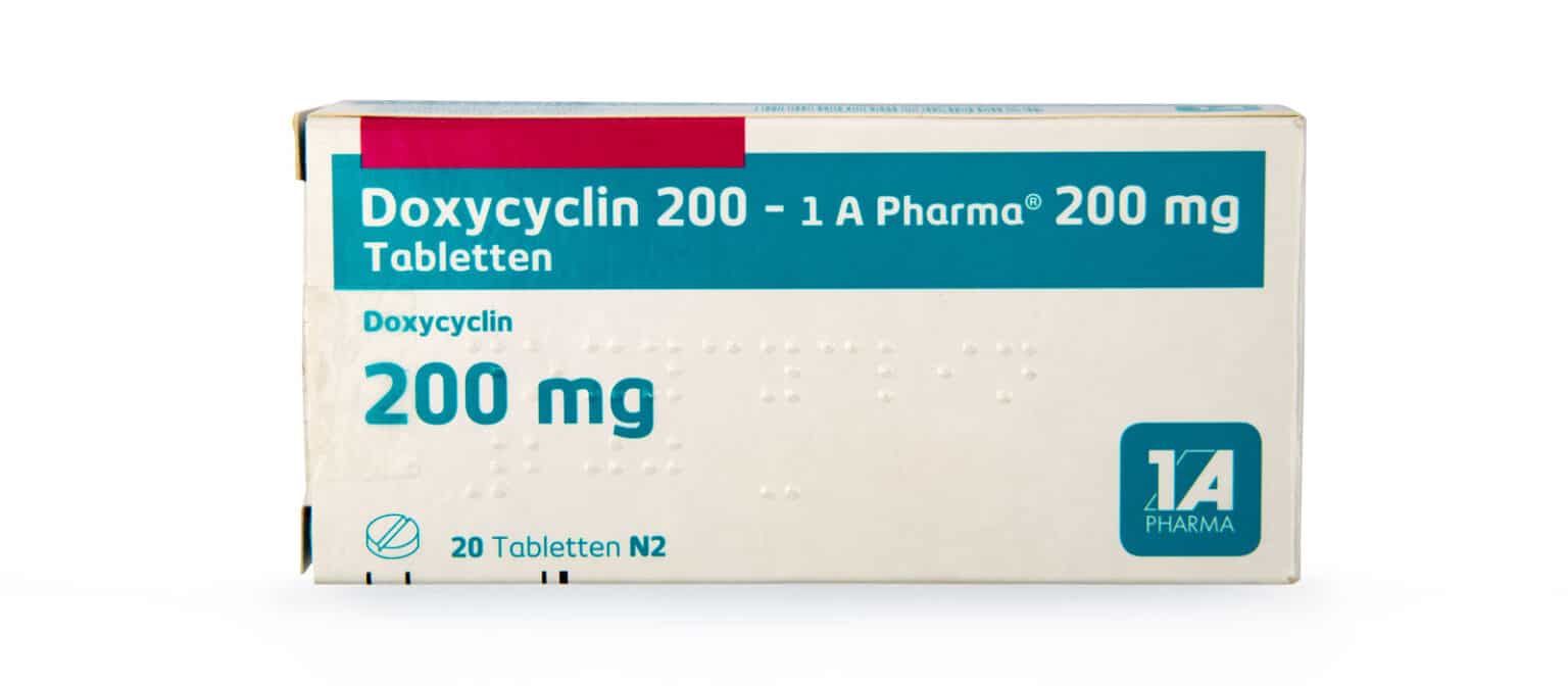 Doxycycline and Alcohol – Is It Safe to Drink While Taking It? - Long ...